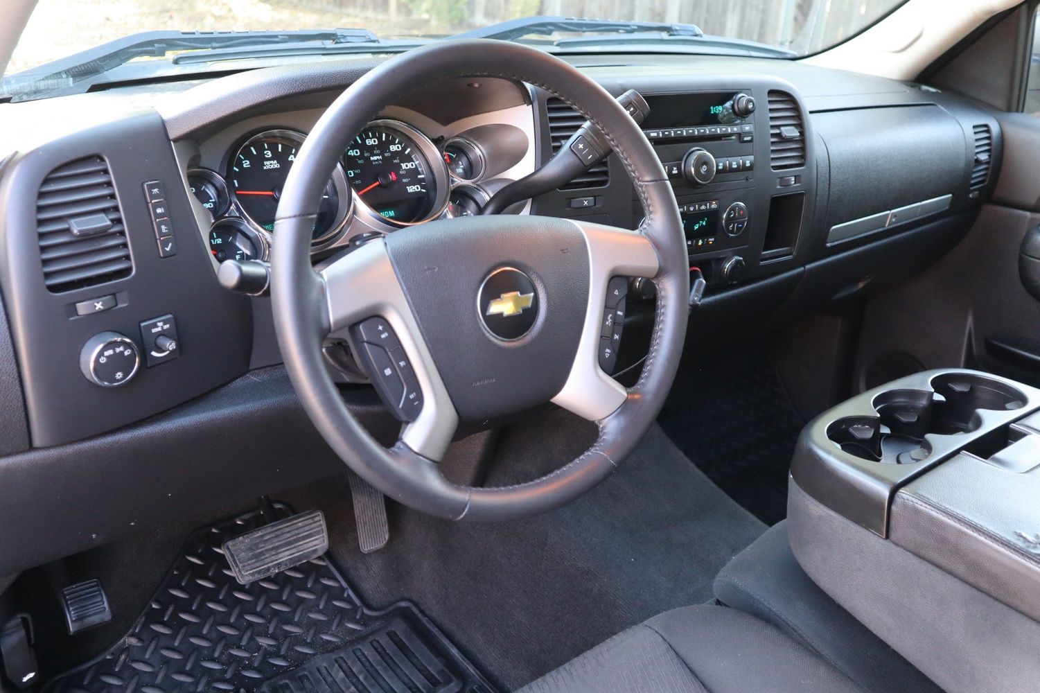2012 Chevrolet Silverado 1500 LT | Victory Motors of Colorado