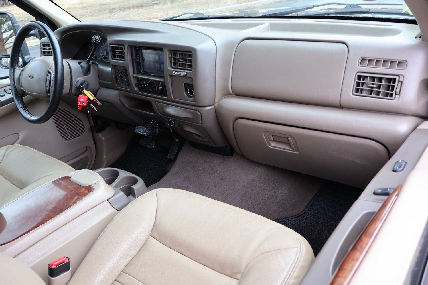 2001 Ford Excursion Limited | Victory Motors of Colorado