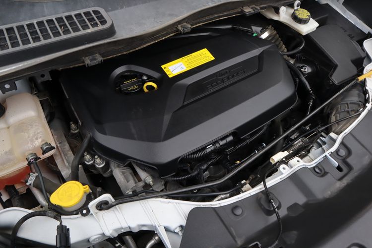 2015 Ford Escape SE | Victory Motors of Colorado