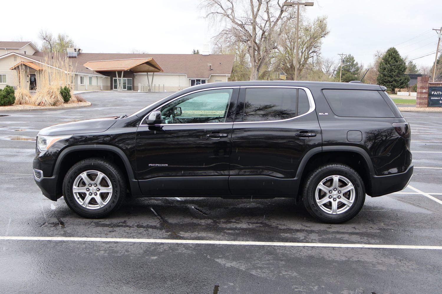2018 GMC Acadia SLE-1 | Victory Motors of Colorado
