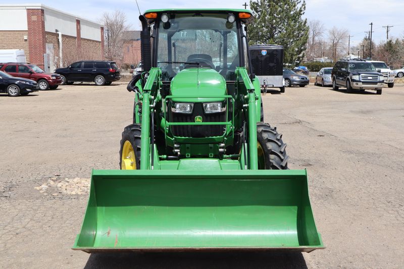 2019 John Deere 5075E Photos