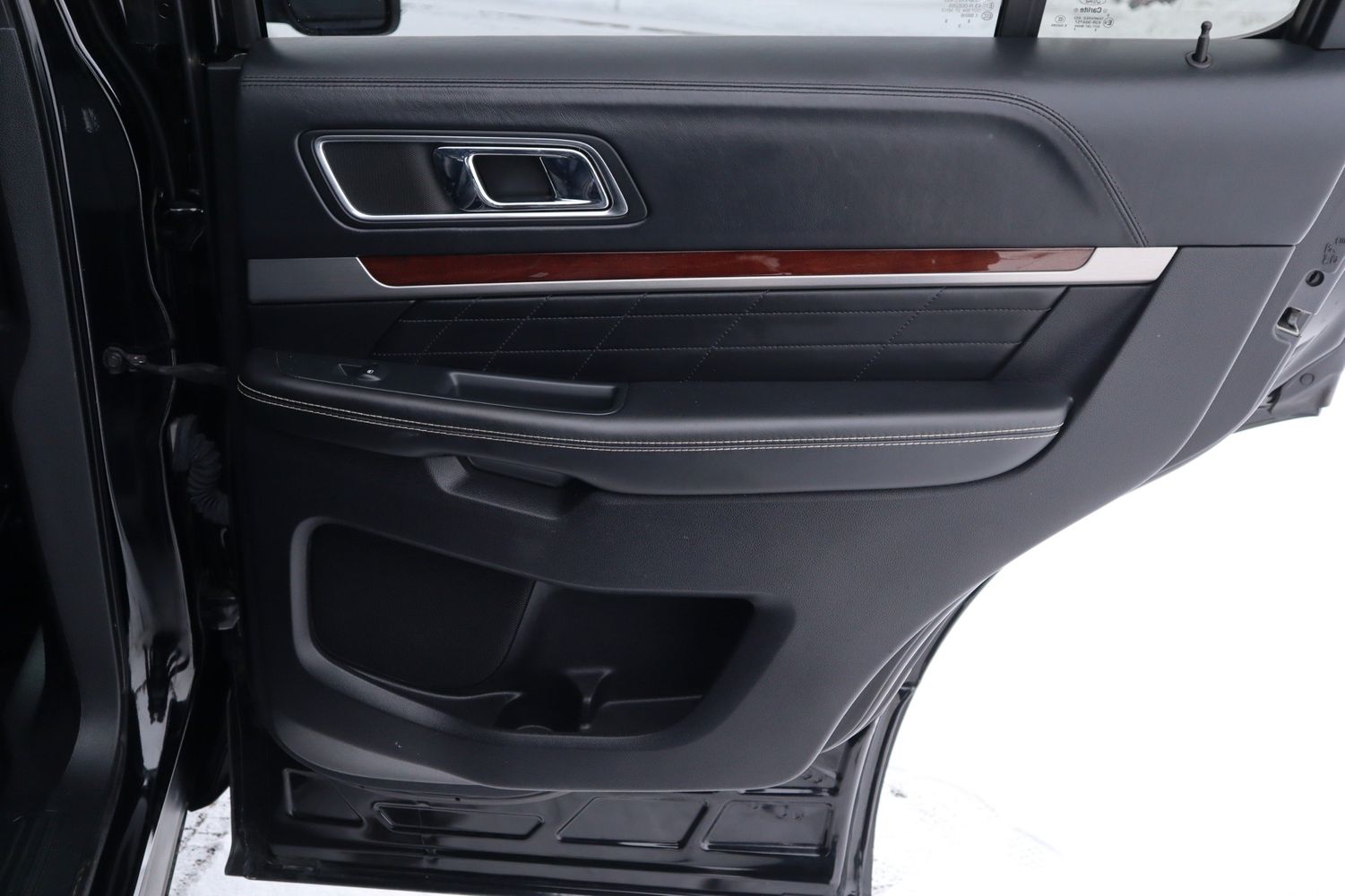 2018 Ford Explorer Platinum | Victory Motors of Colorado
