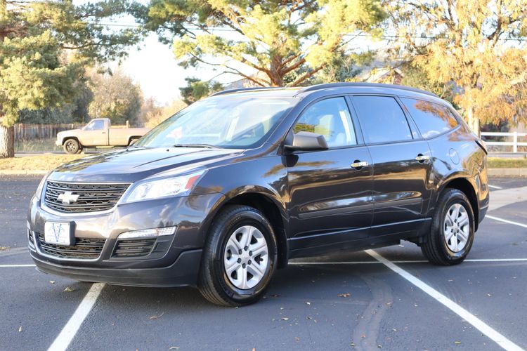 2017 Chevrolet Traverse LS | Victory Motors of Colorado