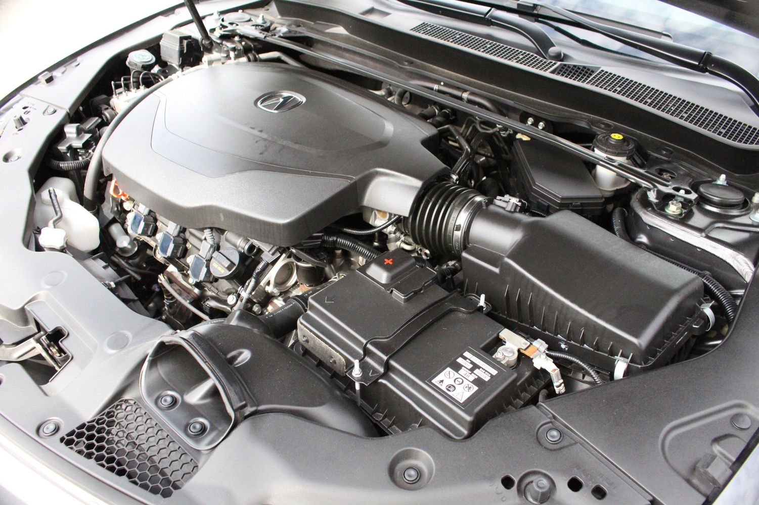 2015 Acura TLX SH-AWD V6 w/Tech | Victory Motors of Colorado