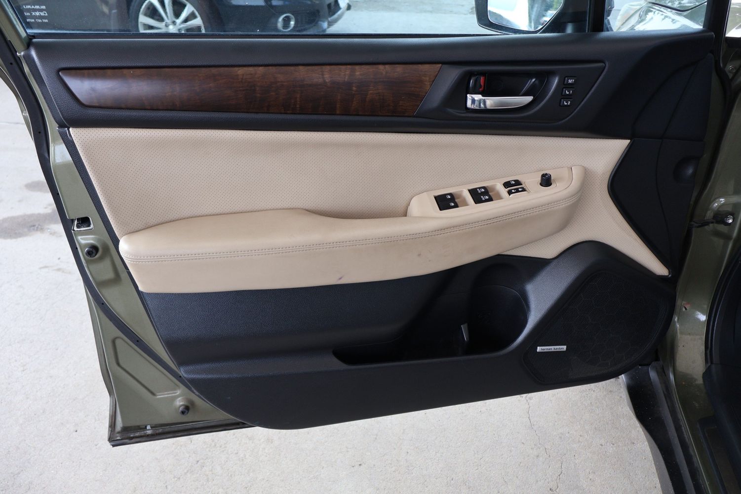 2015 Subaru Outback 2.5i Limited | Victory Motors of Colorado