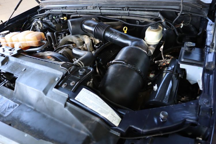 2004 Ford F-250 Super Duty Lariat | Victory Motors of Colorado