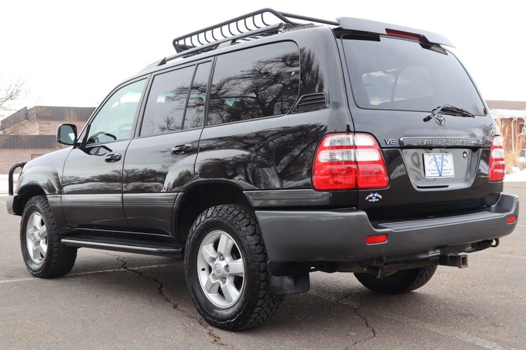 2004 Toyota Land Cruiser Base | Victory Motors of Colorado