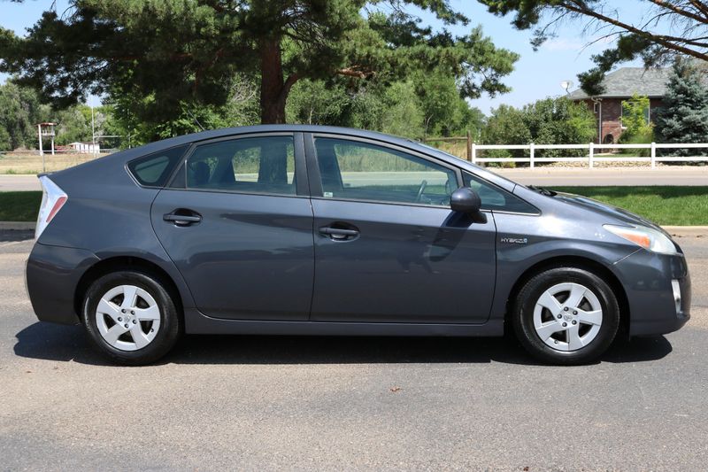 2010 Toyota Prius Photos
