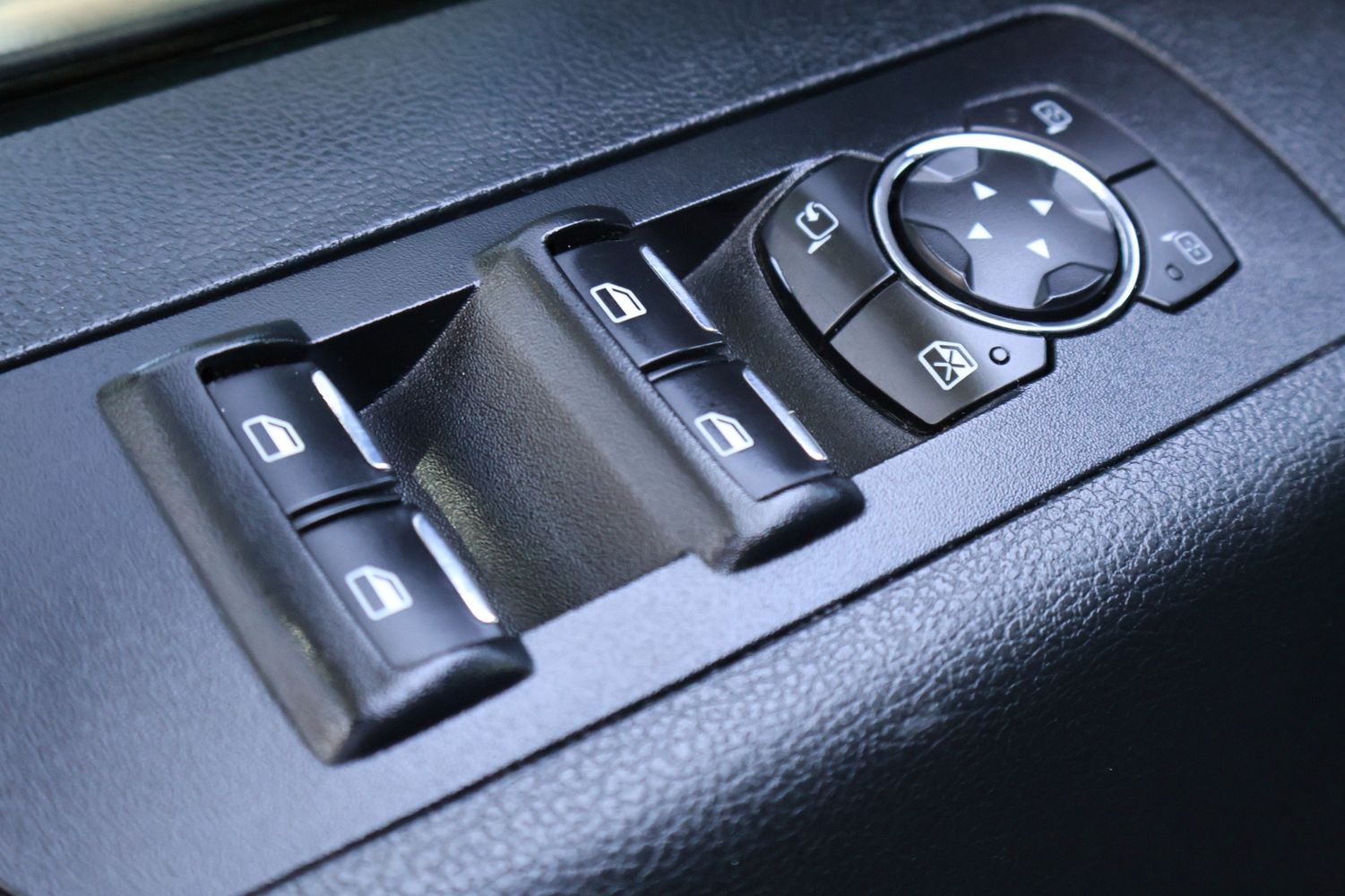 2015 Ford F-150 Lariat | Victory Motors of Colorado