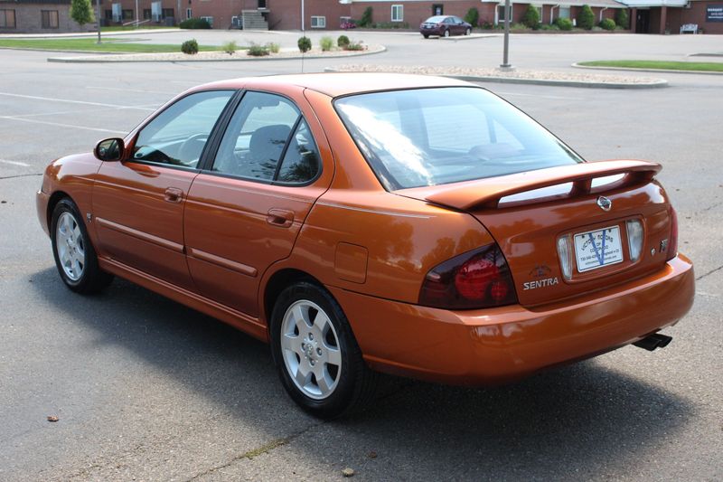 2006 Nissan Sentra Photos