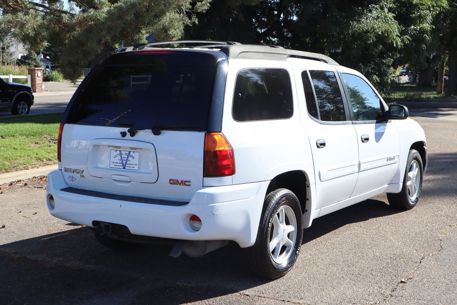 2004 GMC Envoy XL SLE | Victory Motors of Colorado