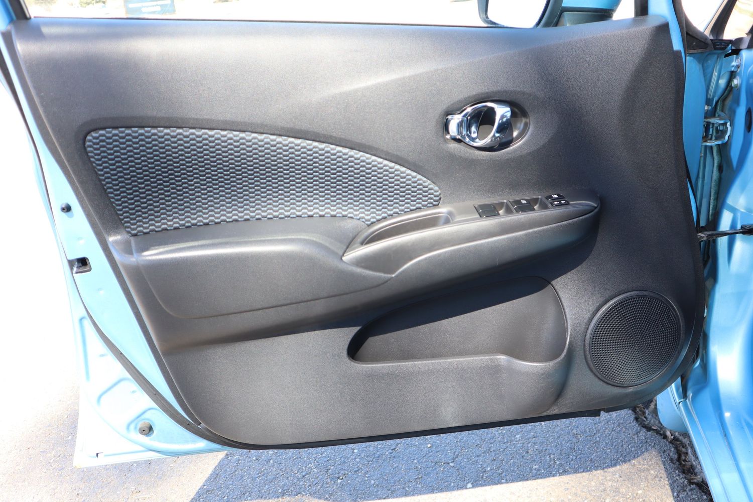 2015 Nissan Versa Note SV | Victory Motors of Colorado