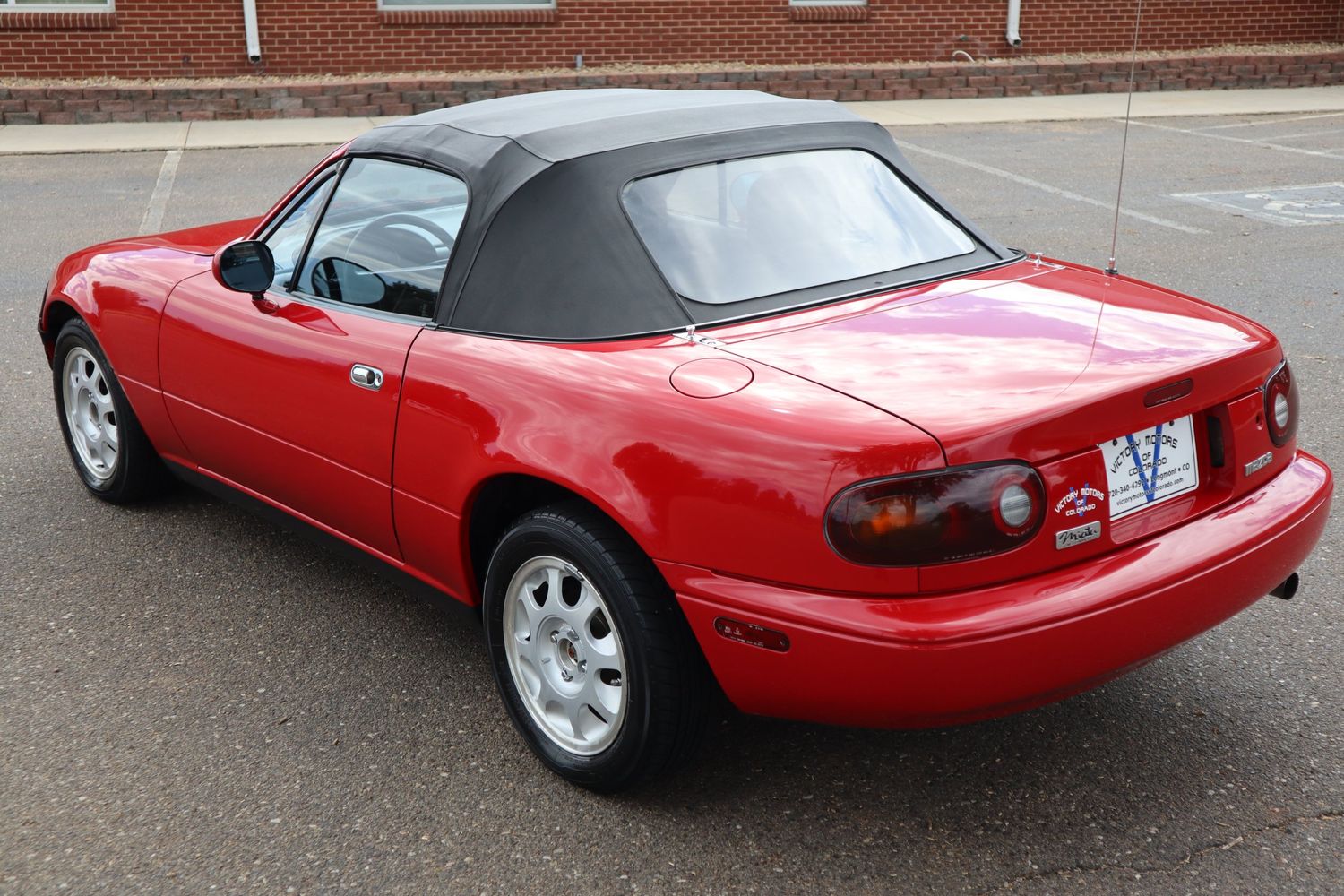 1991 Mazda MX-5 Miata Base | Victory Motors of Colorado