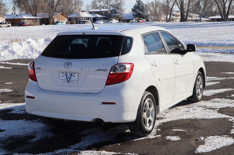2010 Toyota Matrix Photos