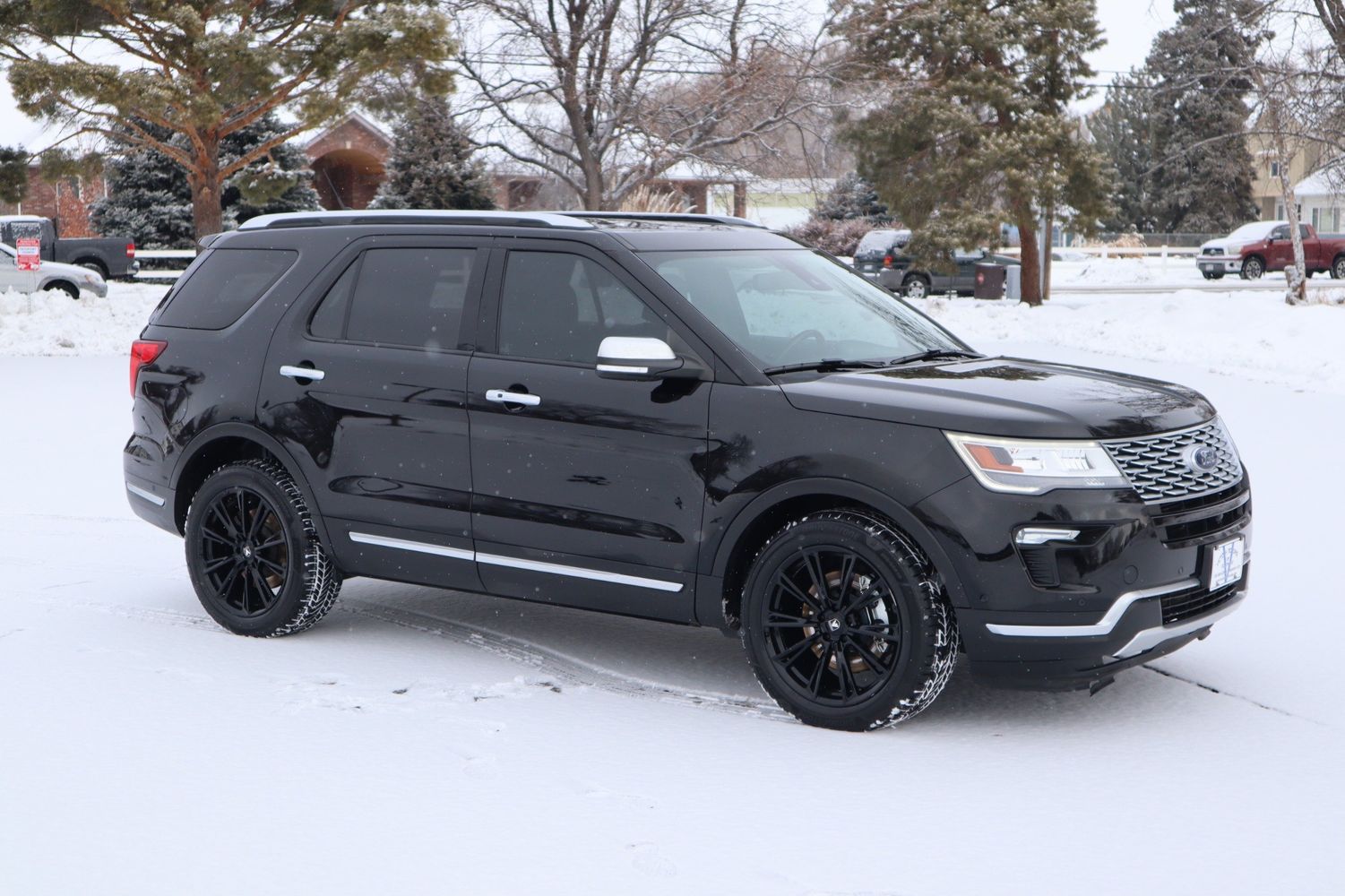 2018 Ford Explorer Platinum | Victory Motors of Colorado