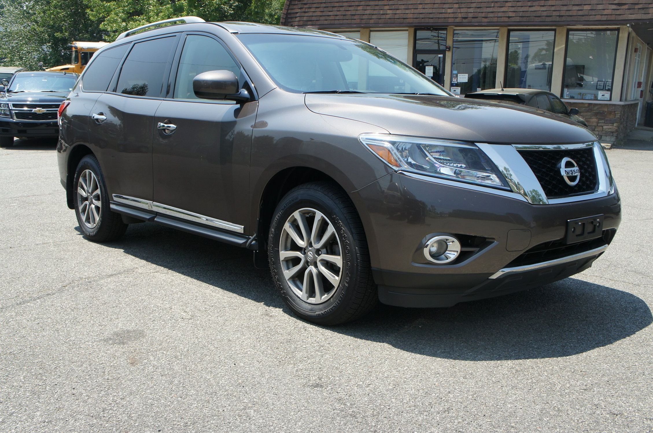 2015 Nissan Pathfinder SL | Zoom Auto Group - Used Cars New Jersey