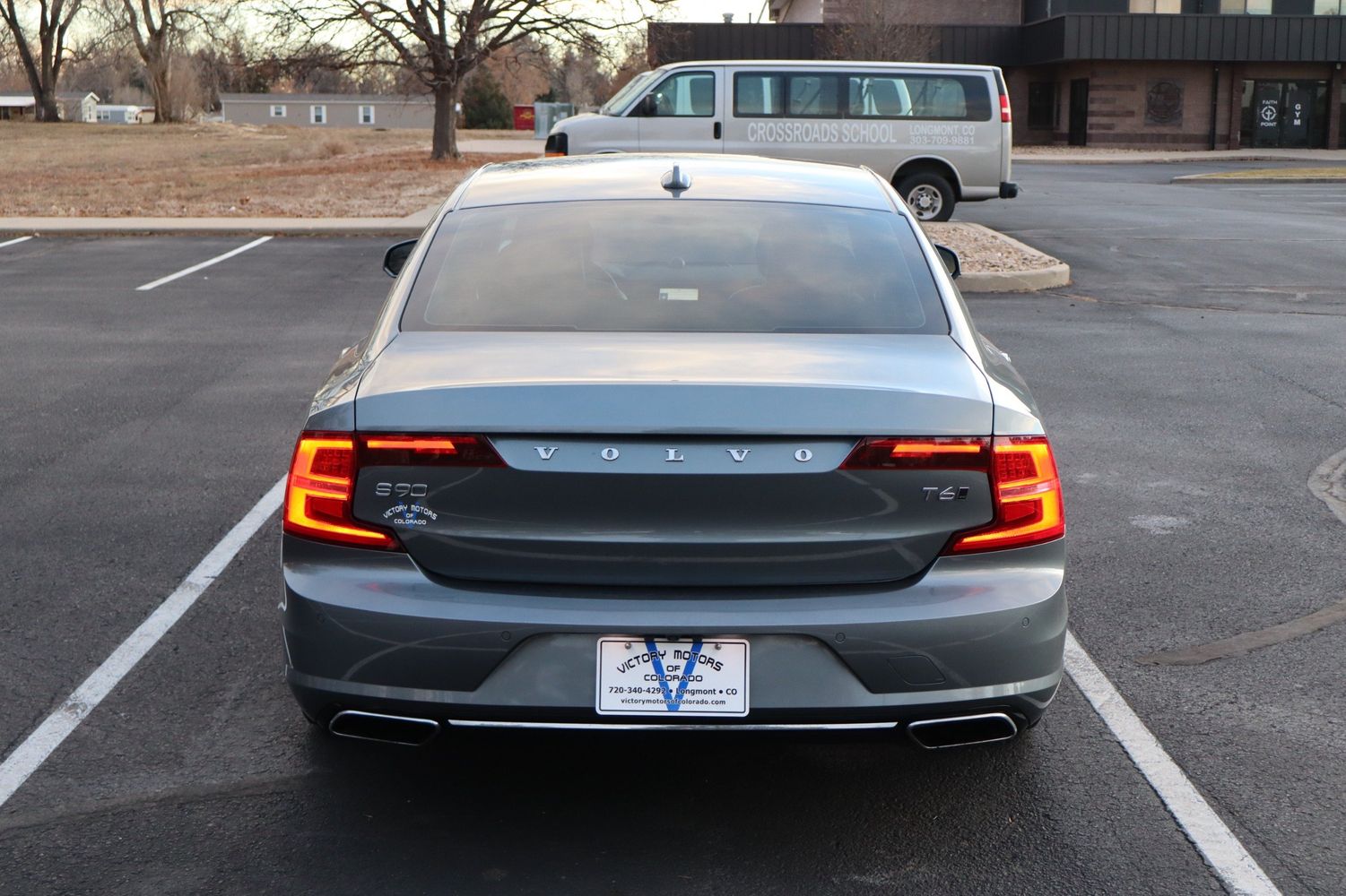 2017 Volvo S90 (DISABLED)! T6 Momentum | Victory Motors of Colorado