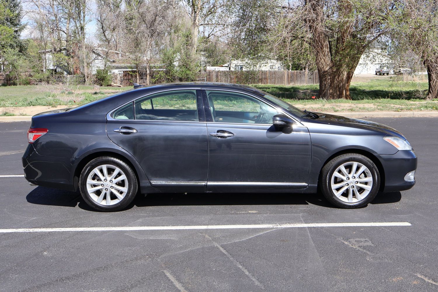 2011 Lexus ES 350 Base | Victory Motors of Colorado