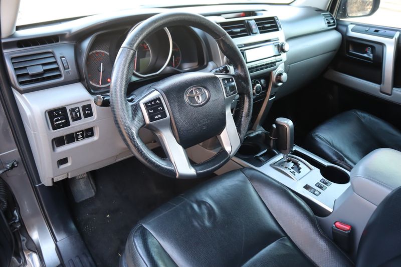 2011 Toyota 4Runner Photos