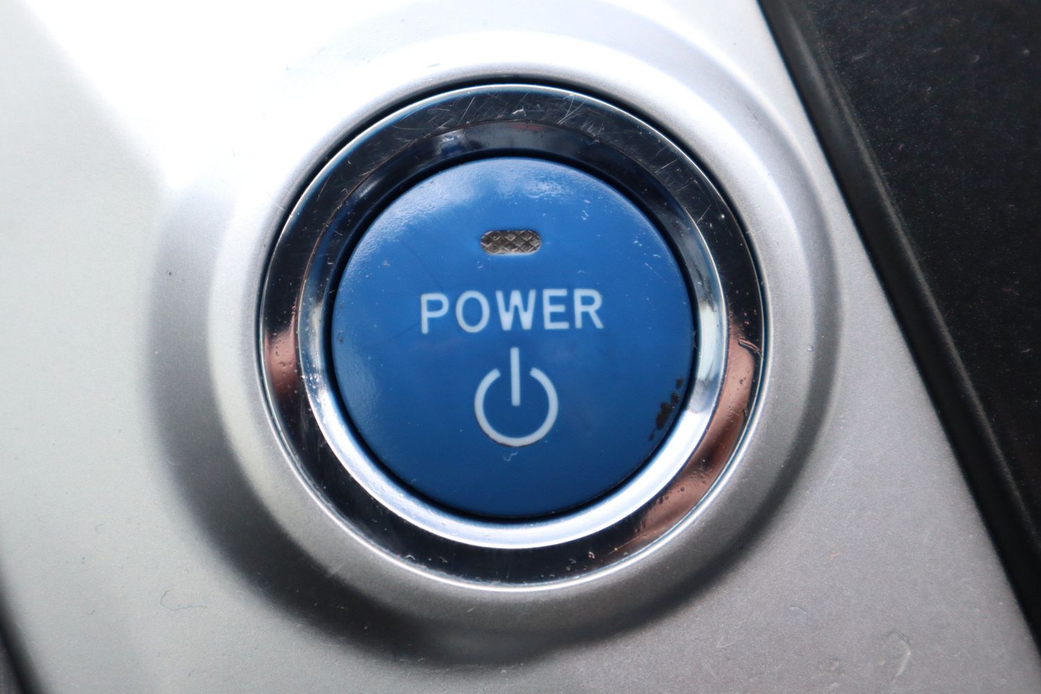 2014 Toyota Prius v Five | Victory Motors of Colorado