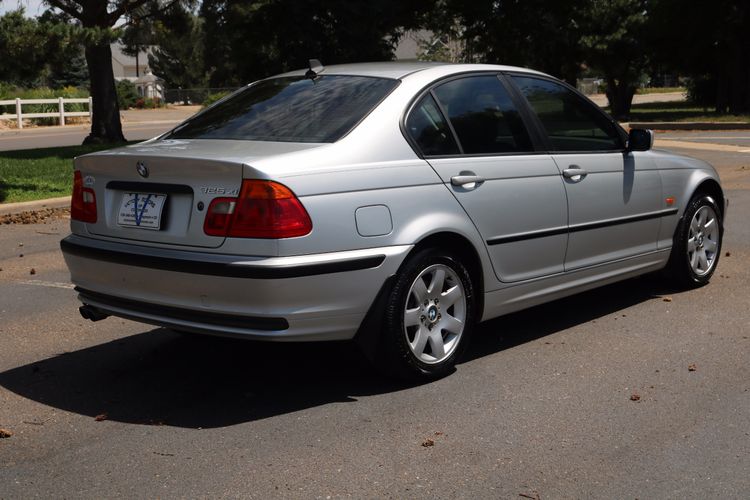 2001 BMW 325i | Victory Motors of Colorado