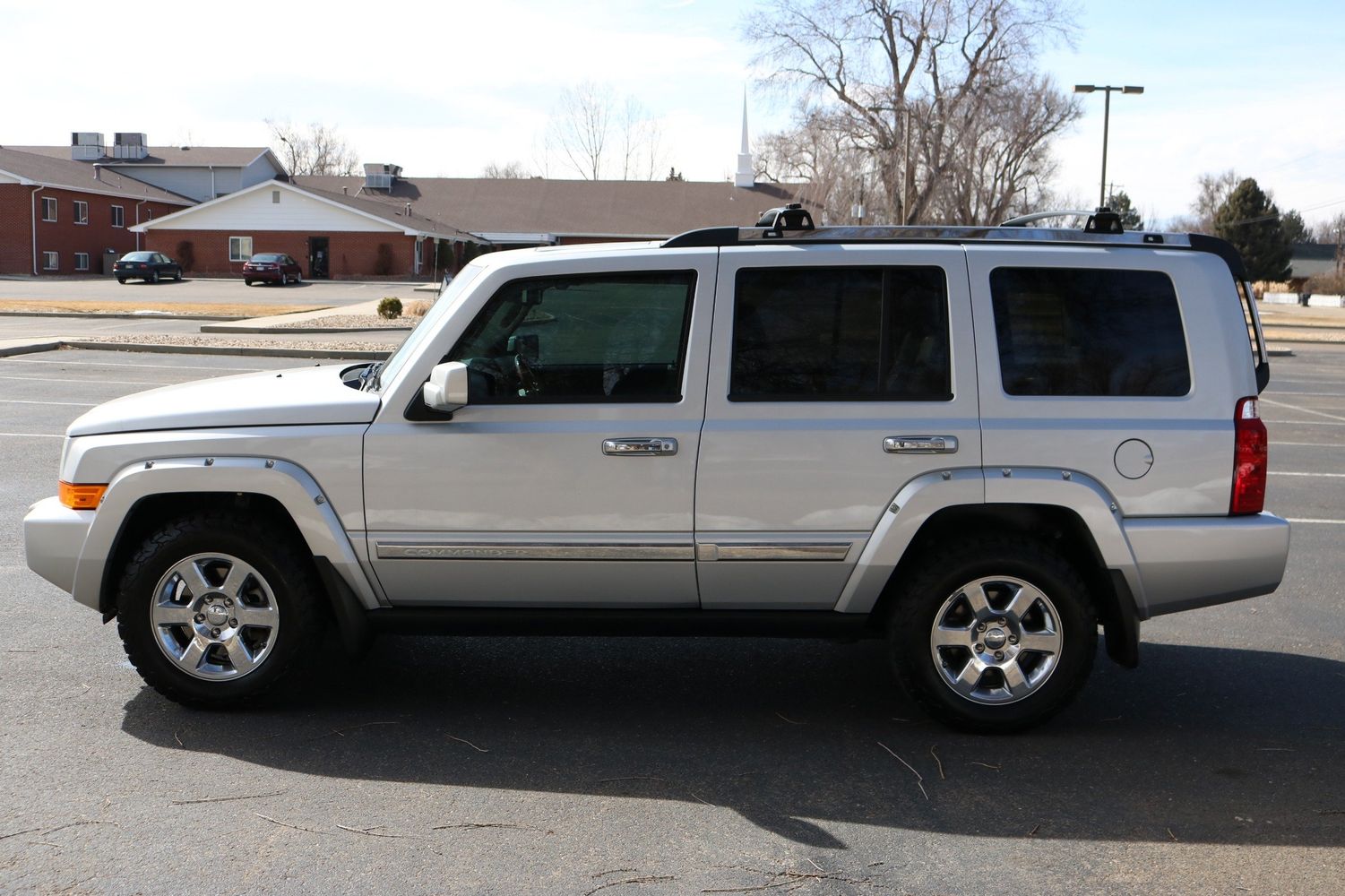 2008 Jeep Commander Overland | Victory Motors of Colorado