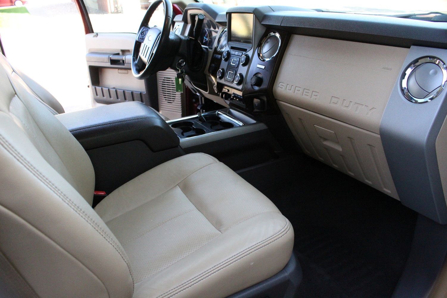 2015 Ford F-250 Super Duty Lariat | Victory Motors of Colorado