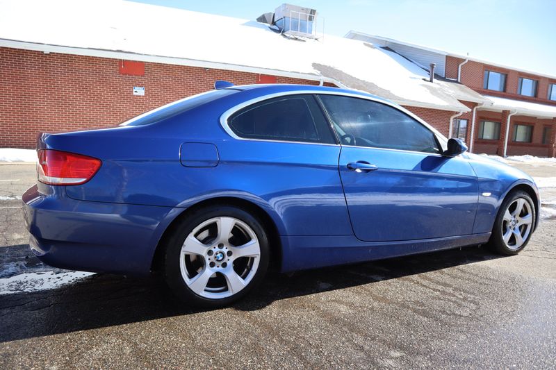 2007 BMW 328xi Photos