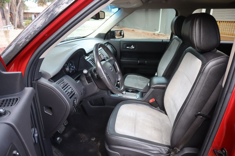 2012 Ford Flex Titanium | Victory Motors of Colorado