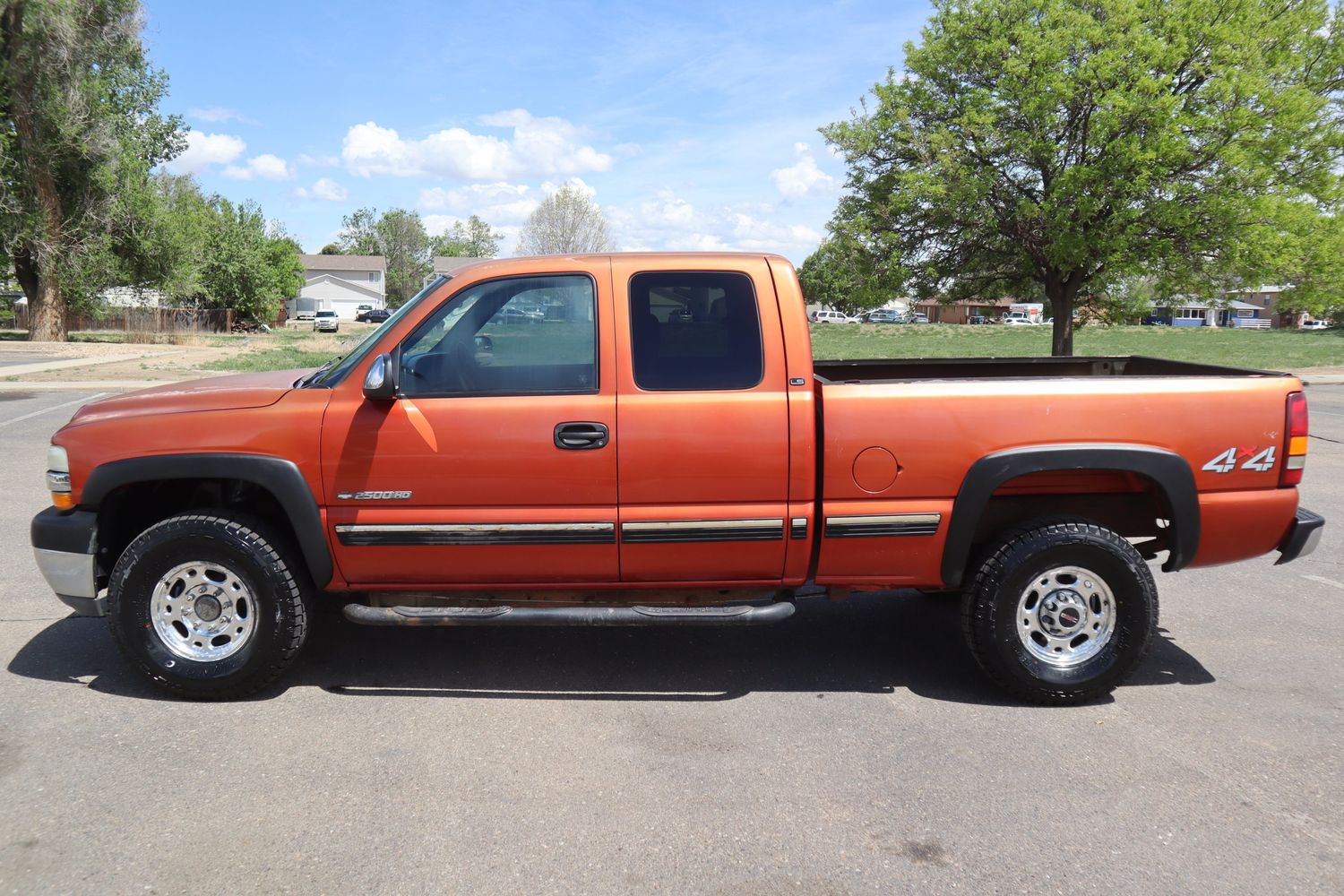 2001 Chevrolet Silverado 2500HD LS | Victory Motors of Colorado