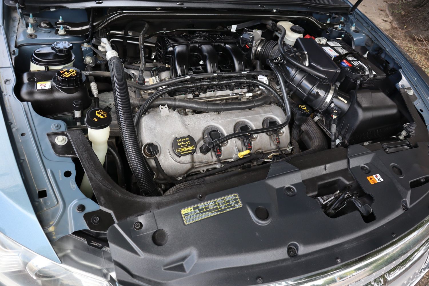 2010 Ford Taurus Limited | Victory Motors of Colorado