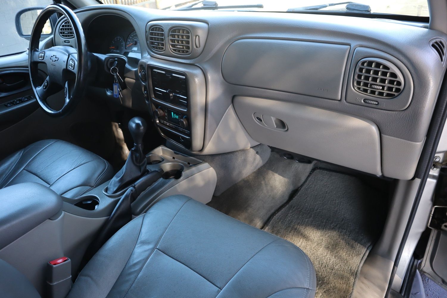 2002 Chevrolet TrailBlazer LT | Victory Motors of Colorado