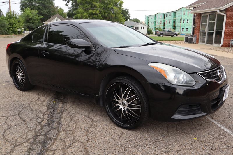 2012 Nissan Altima Photos