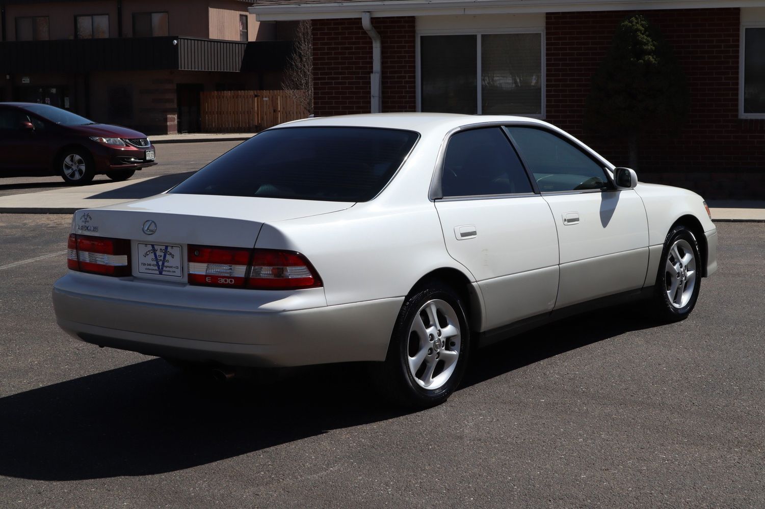 2001 Lexus ES 300 Base | Victory Motors of Colorado
