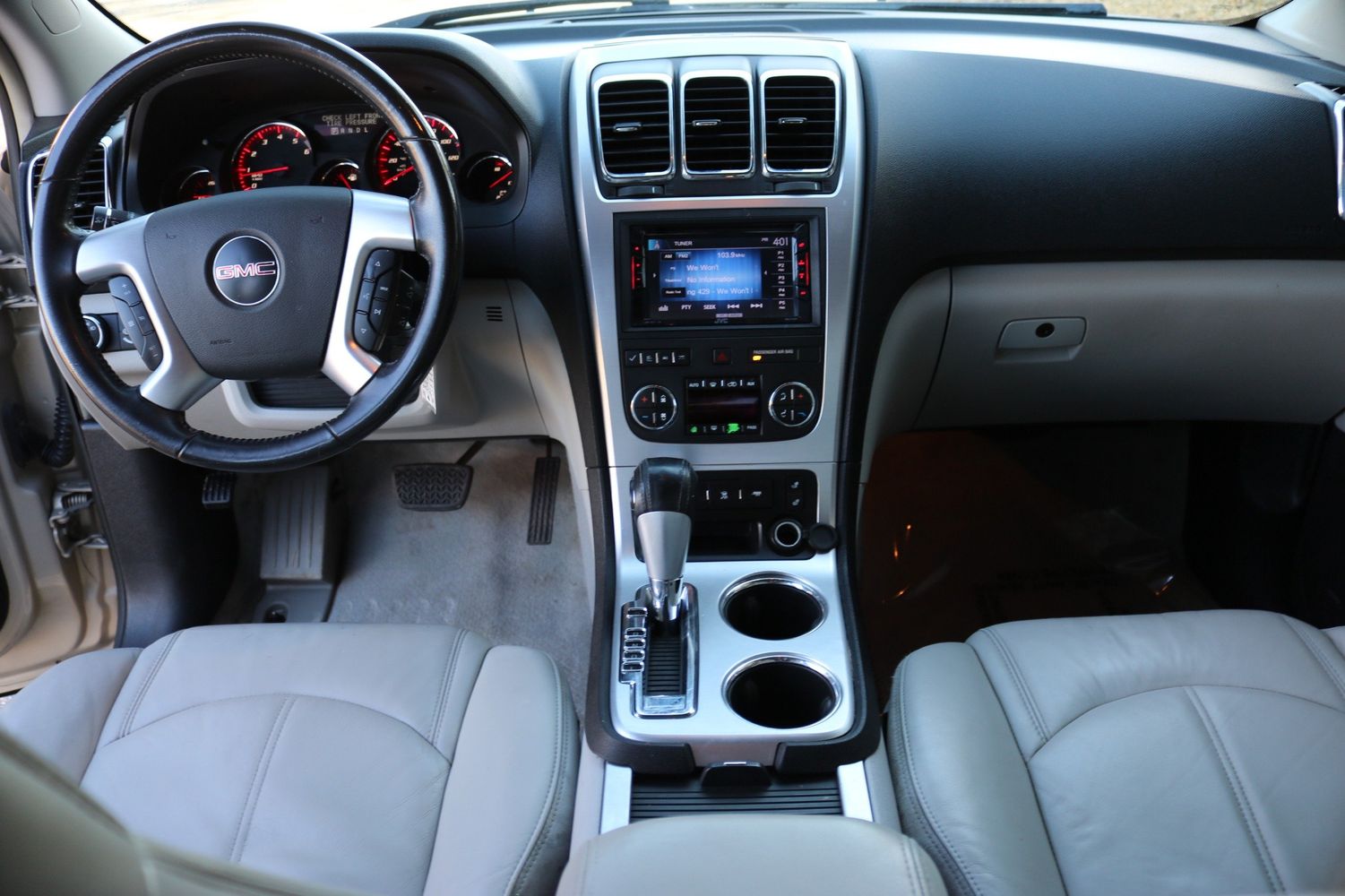 2008 GMC Acadia SLT | Victory Motors of Colorado