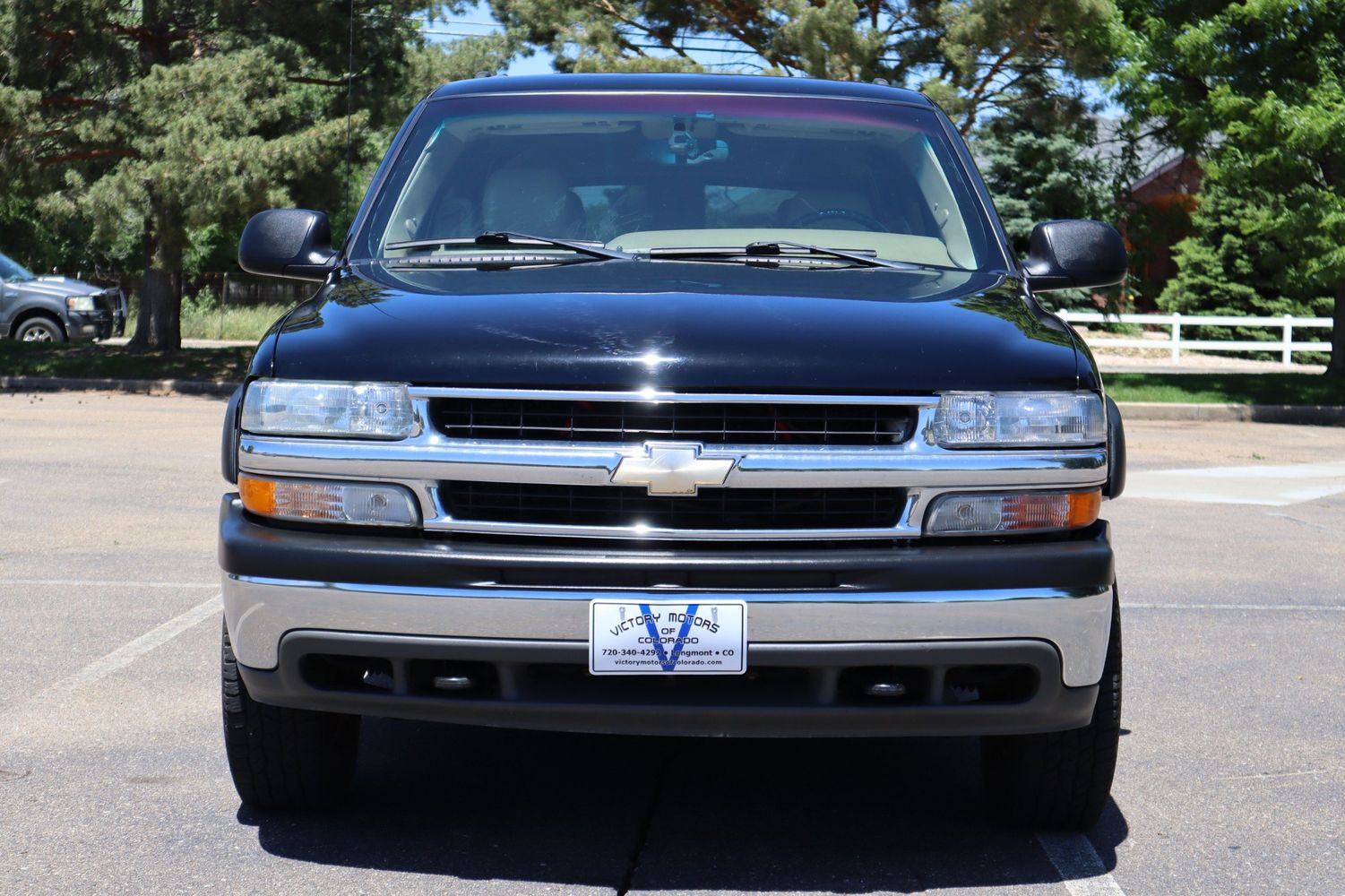 2003 Chevrolet Suburban 2500 LS | Victory Motors of Colorado
