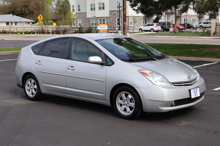 2005 Toyota Prius Base | Victory Motors of Colorado