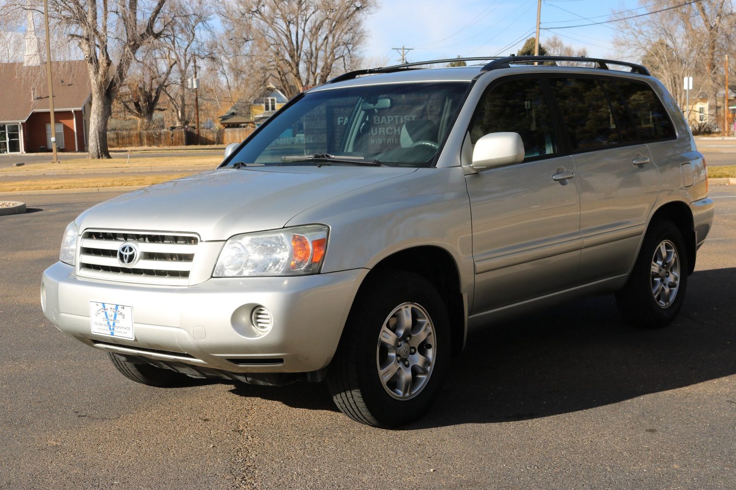 2005 Toyota Highlander AWD | Victory Motors of Colorado