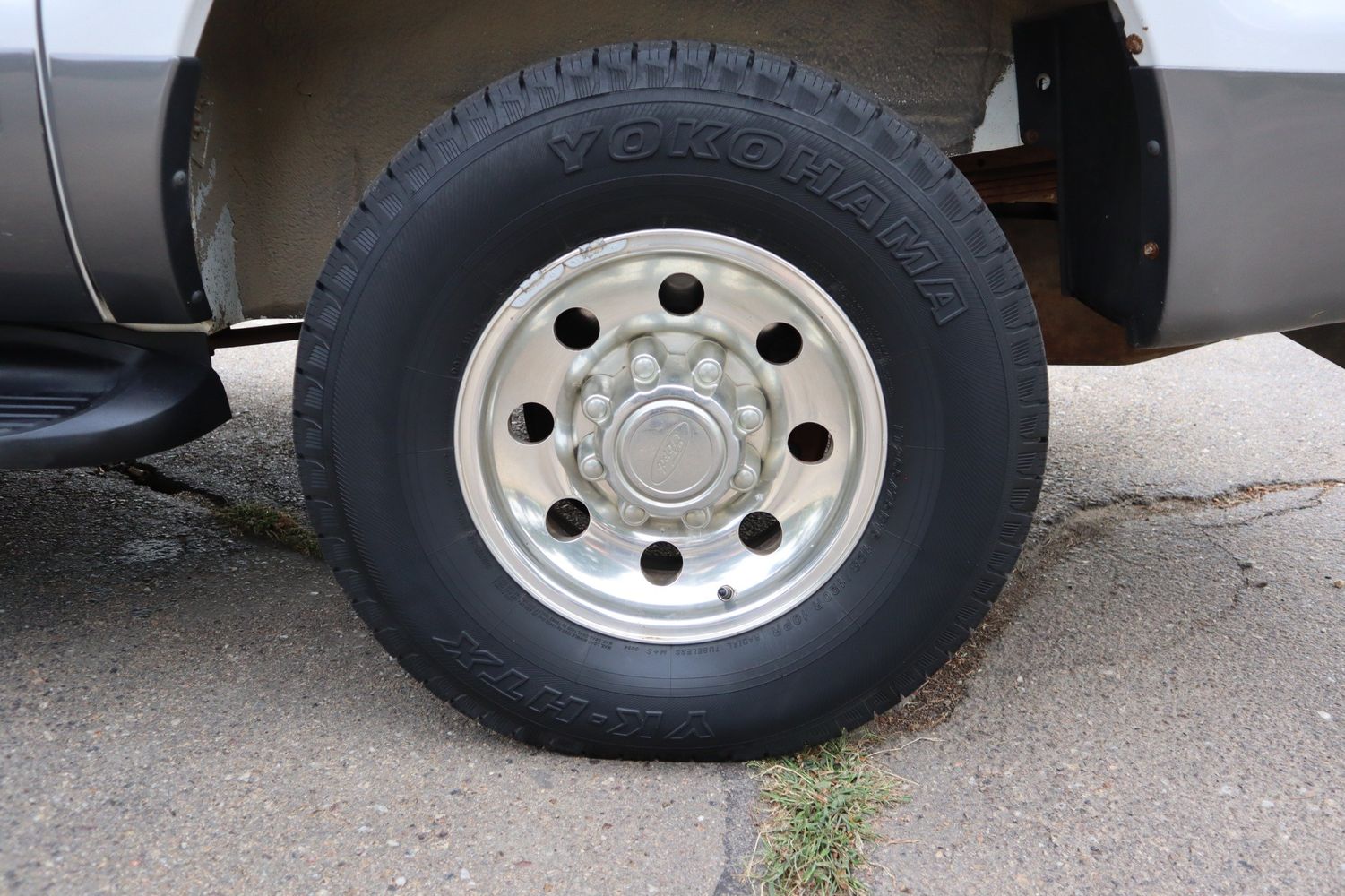 2004 Ford Excursion XLT | Victory Motors of Colorado