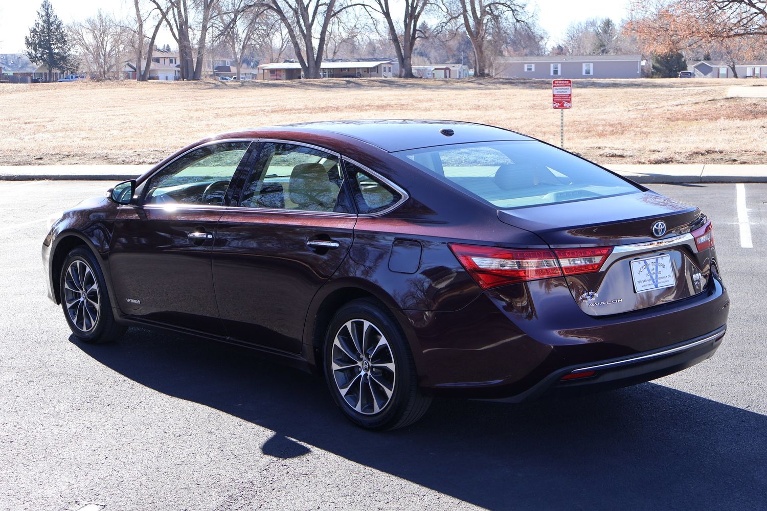 2018 Toyota Avalon Hybrid XLE Plus | Victory Motors of Colorado