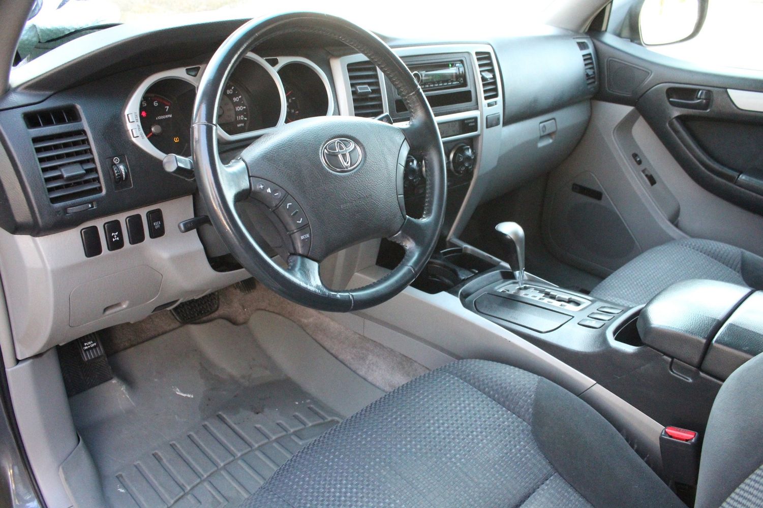 2005 Toyota 4Runner SR5 | Victory Motors of Colorado