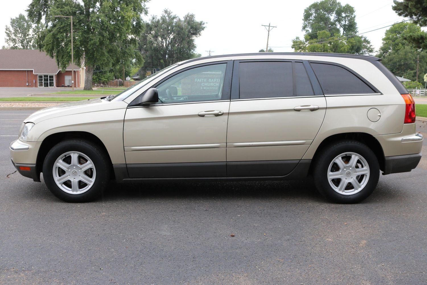 2006 Chrysler Pacifica Touring | Victory Motors of Colorado