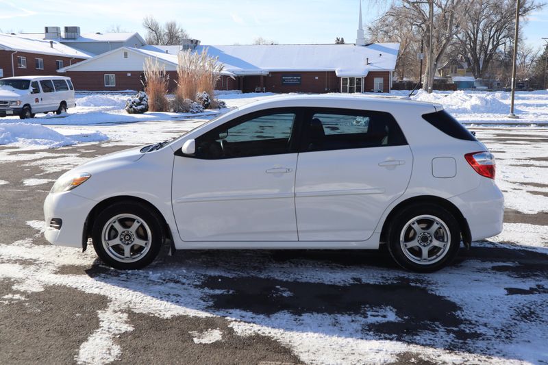 2010 Toyota Matrix Photos