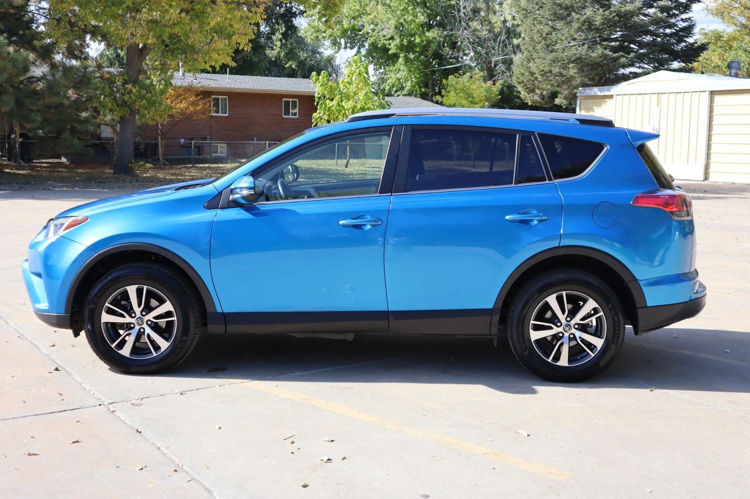 2018 Toyota RAV4 XLE | Victory Motors of Colorado