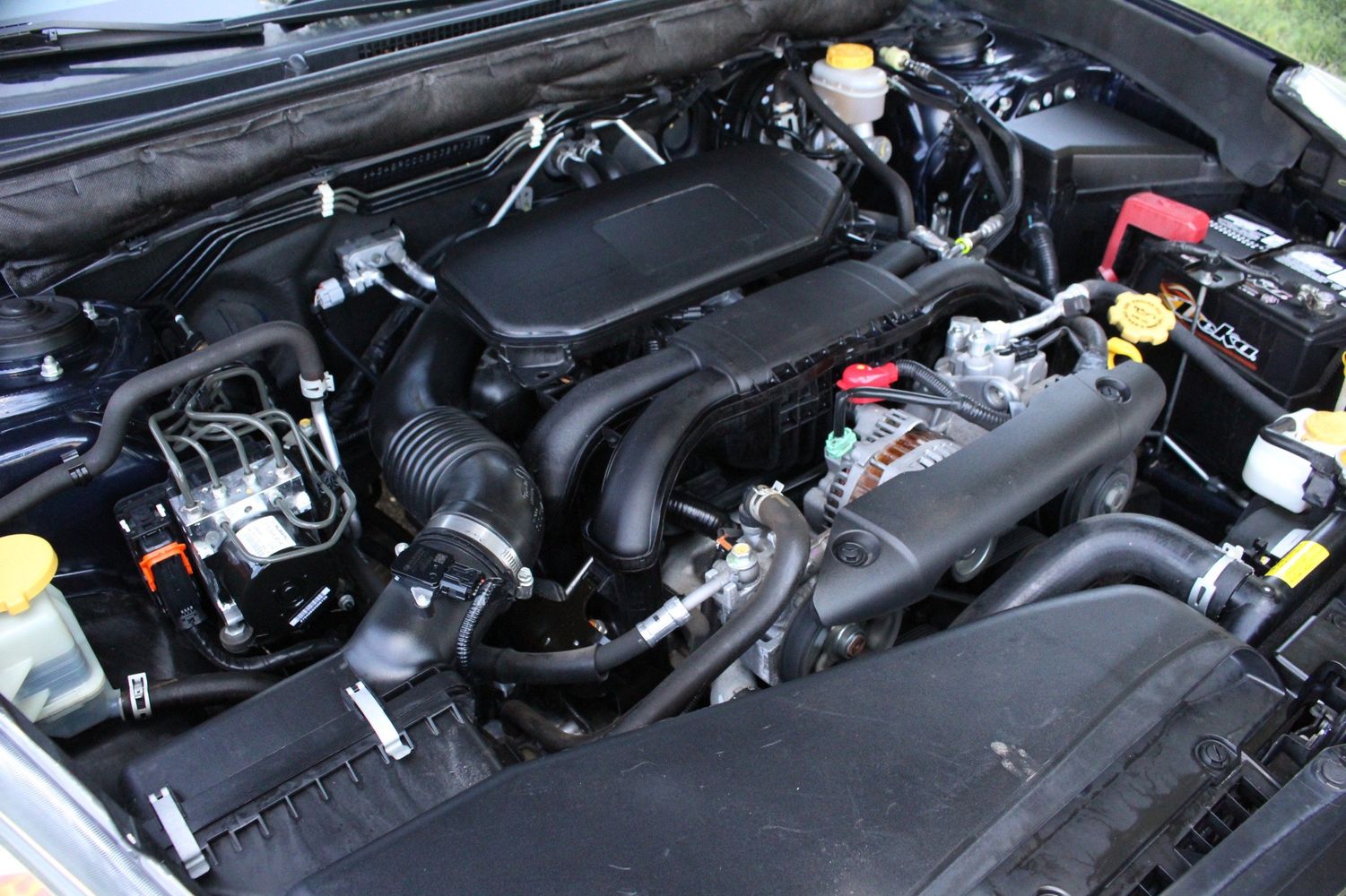 2012 Subaru Outback 2.5i Premium | Victory Motors of Colorado