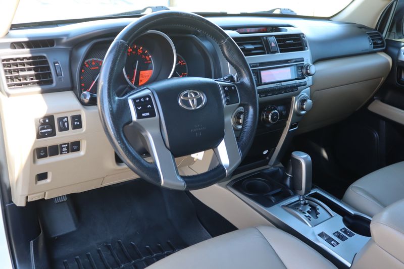 2011 Toyota 4Runner Photos