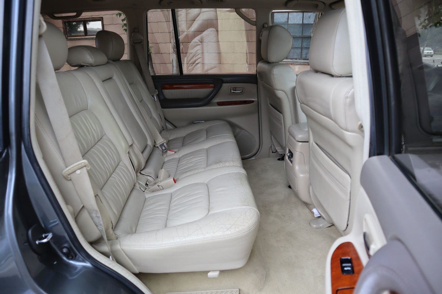 2003 Lexus LX 470 Base | Victory Motors of Colorado