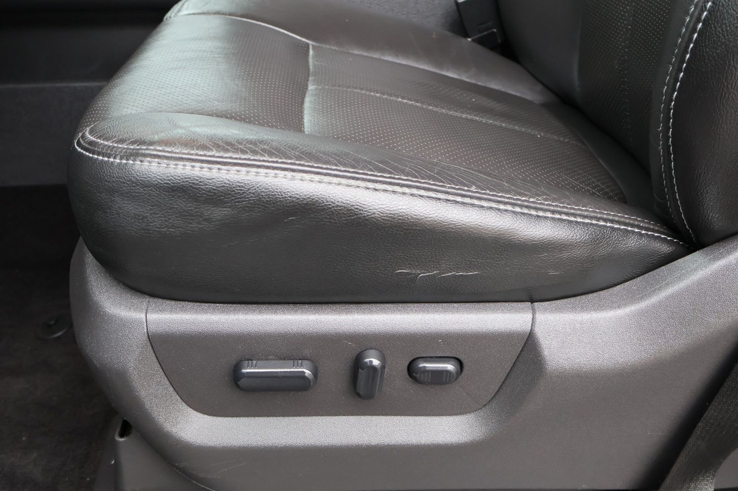 2015 Ford F-250 Super Duty Lariat | Victory Motors of Colorado