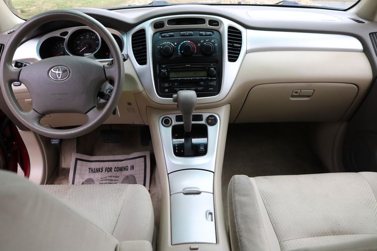 2006 Toyota Highlander AWD | Victory Motors of Colorado