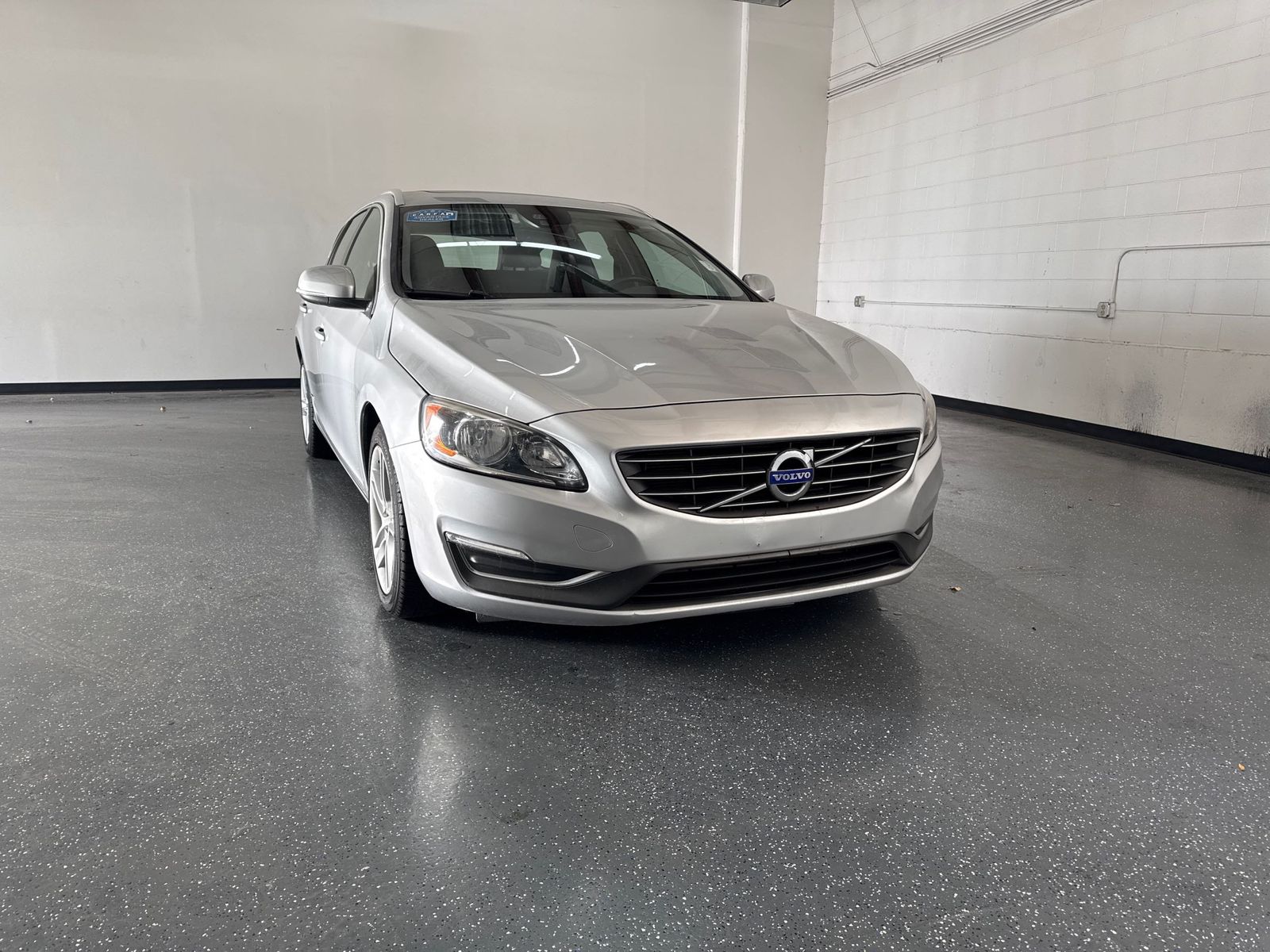 2015 Volvo V60 T5 Premier | Custom Cars West